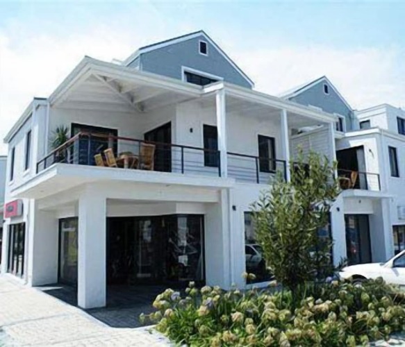 Marine Square Luxury Suites - Hermanus
