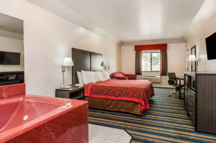 Days Inn Dickinson Tx - Kemah, TX