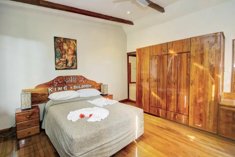 King Solomon Hotel - Solomon Islands