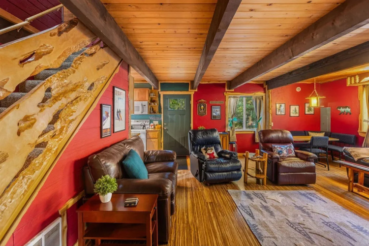 Fir Tree Cabin In Packwood - White Pass, WA