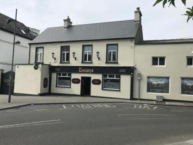 Ewings Bar & Accommodation - County Laois
