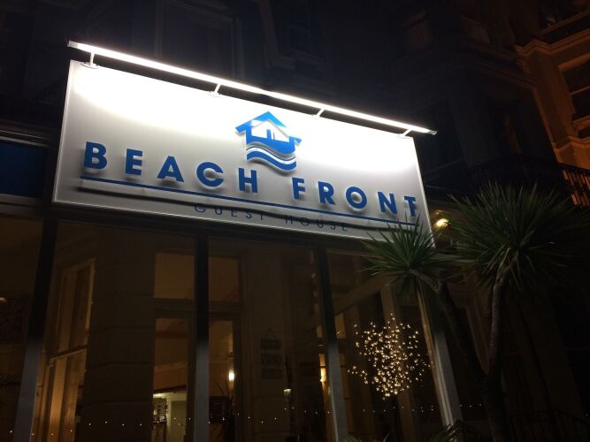 Beach Front Guest House - Eastbourne