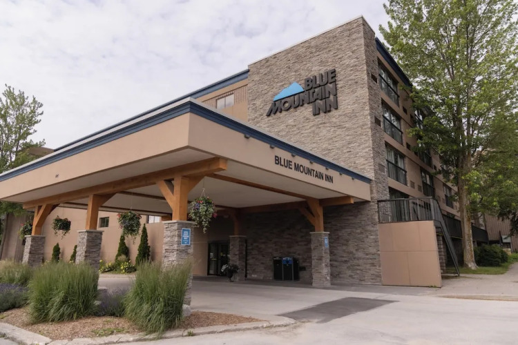 Blue Mountain Resort Inn - The Blue Mountains