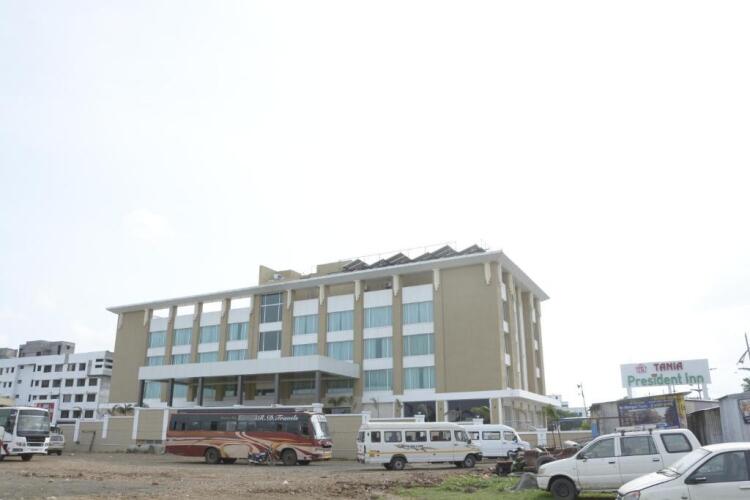 Tania President Inn - Shirdi