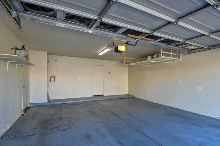 Family Home W/hot Tub On Johnson Ranch Golf Course - Queen Creek, AZ