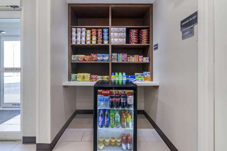 Comfort Inn & Suites - Brunswick, GA