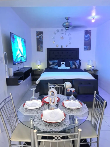 Serenitys Hideaway Montego Bay - Montego Bay