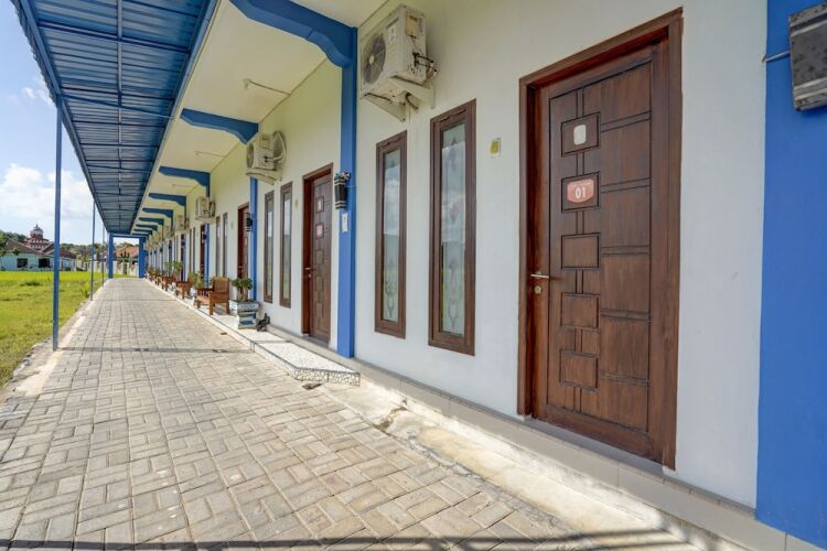 Oyo 92907 Miranda Hotel Syariah - Gresik