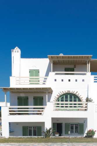 Jkg Oikia - Naxos