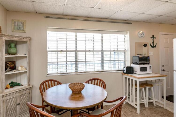 Ir06-buried Treasure - Port Aransas, TX