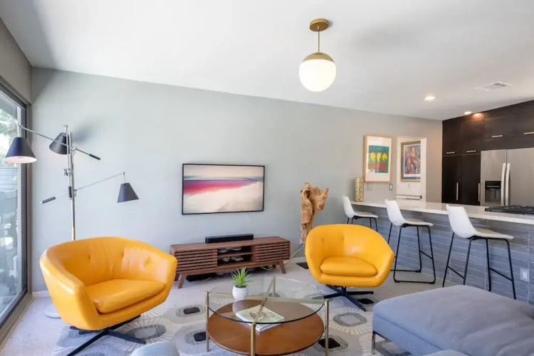 Lux Desert Retreat 4br Pool Spa Stunning Views - Desert Hot Springs, CA