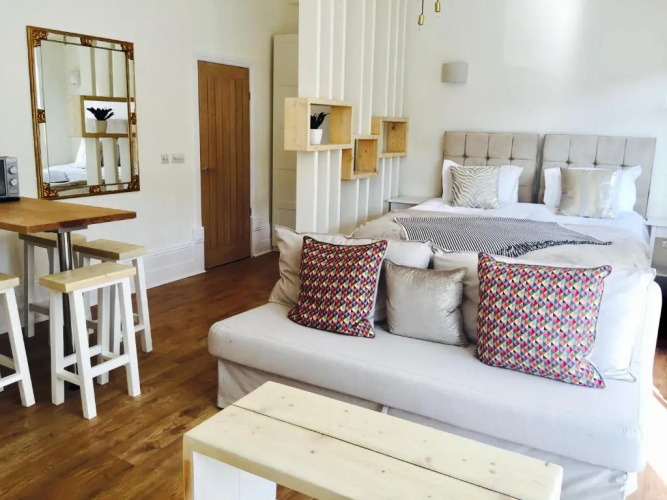 Accudo House Boutique Holiday Suites - Southsea