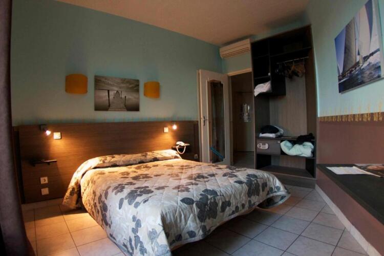 Le Strasbourg Hotel - Montpellier