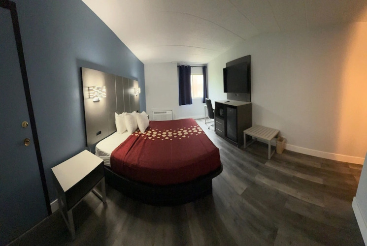 Coratel Inn And Suites La Crosse - La Crosse, WI