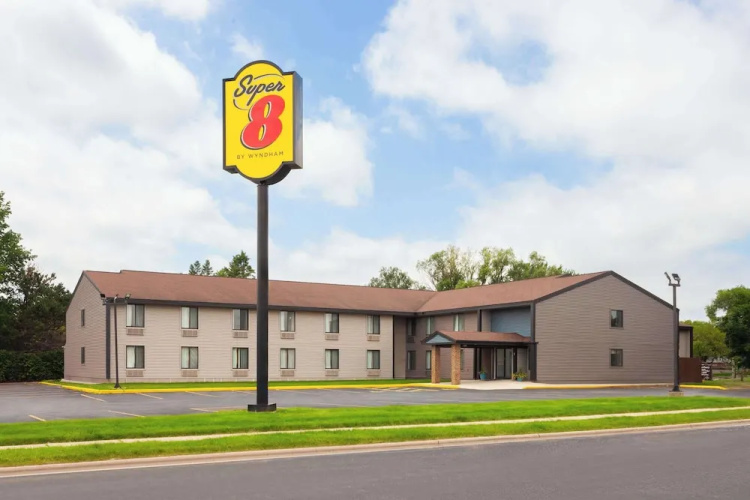 Super 8 Sun Prairie/madison E - Madison, WI