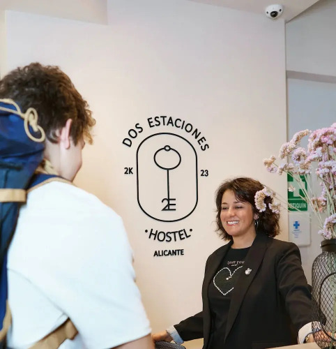 Hostel Dos Estaciones - Alicante