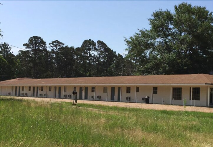 Driftwood Inn And Lodge By The Lake - Toledo Bend Reservoir