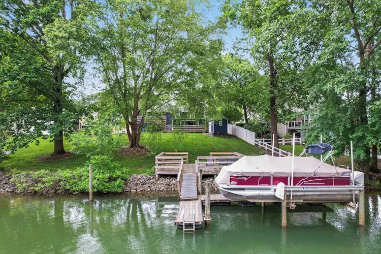 The Blue Bungalow Stay For 8 - Davidson, NC