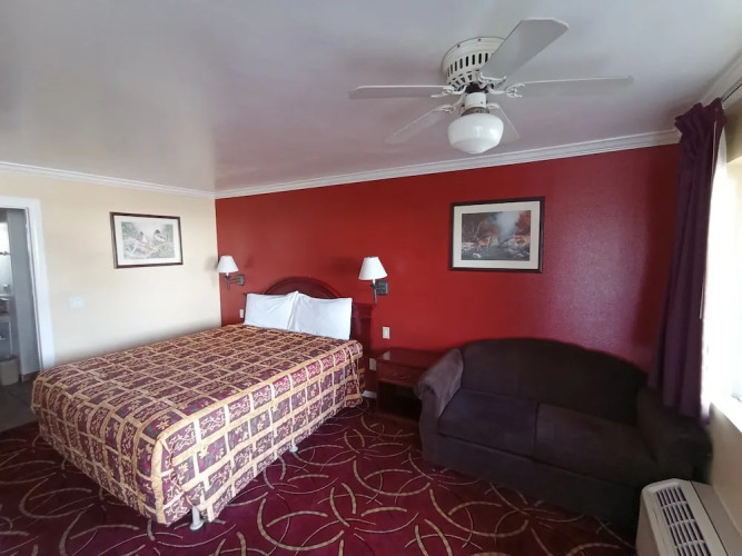 Dynasty Suites Santa Fe Springs - Whittier, CA