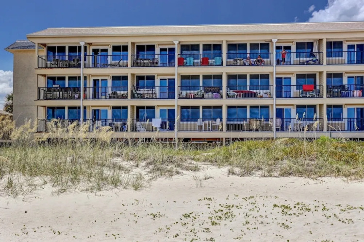 Beach Style Condo Includes Google Mini Home And Beach Access 2 Bedroom Condo By Redawning - Fernandina Beach, FL