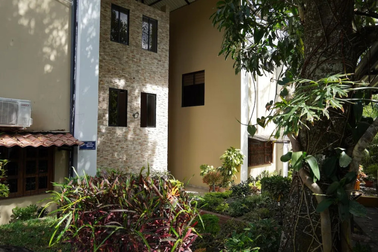 Villa Las Flores - San Salvador