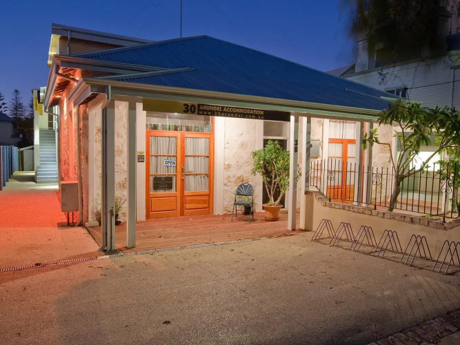 Maand Up Accommodation - Perth