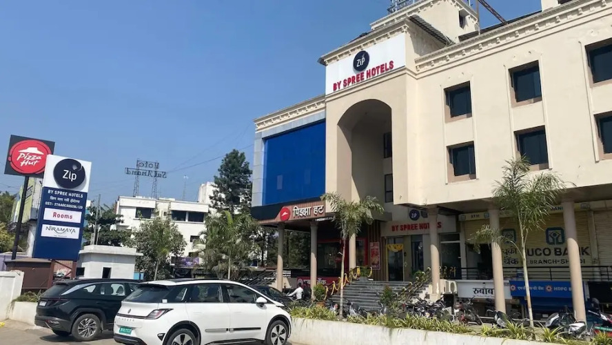 Zip By Spree Hotels Shirdi - Shirdi