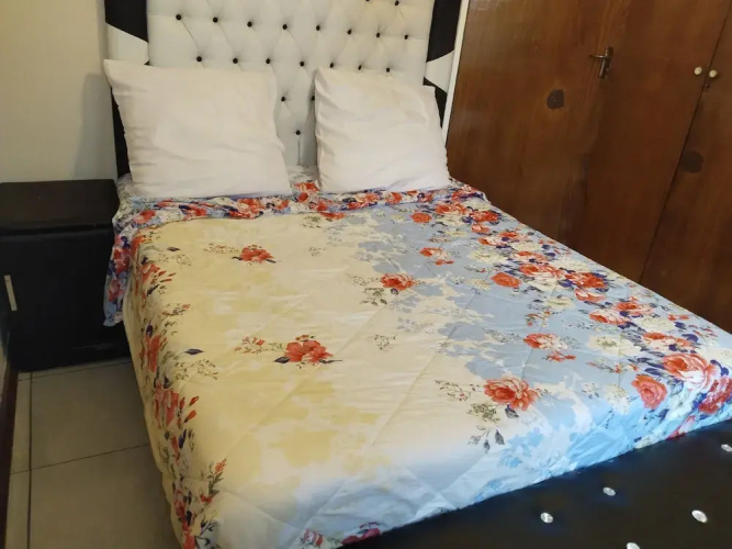 Jm Tours & Safaris Guesthouse - Soweto