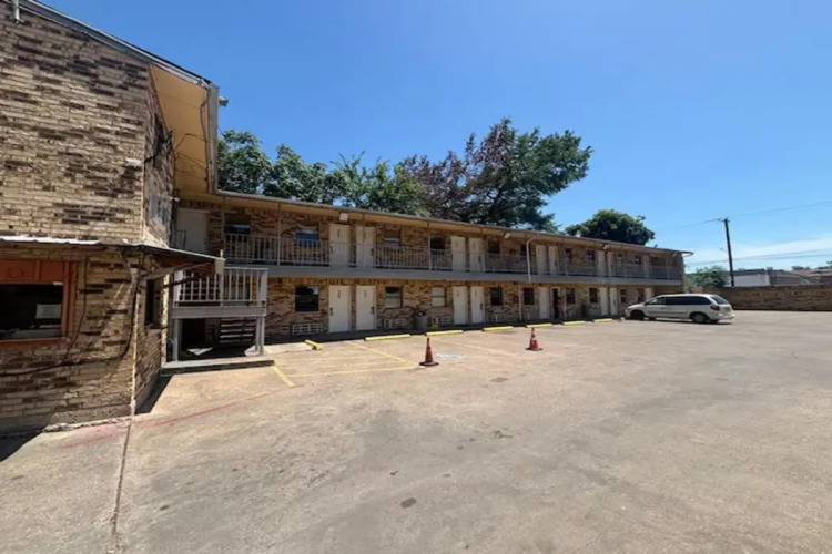 Mi Amor Inn & Suites By Hotel O Dallas Tx Hwy 352 - Garland, TX