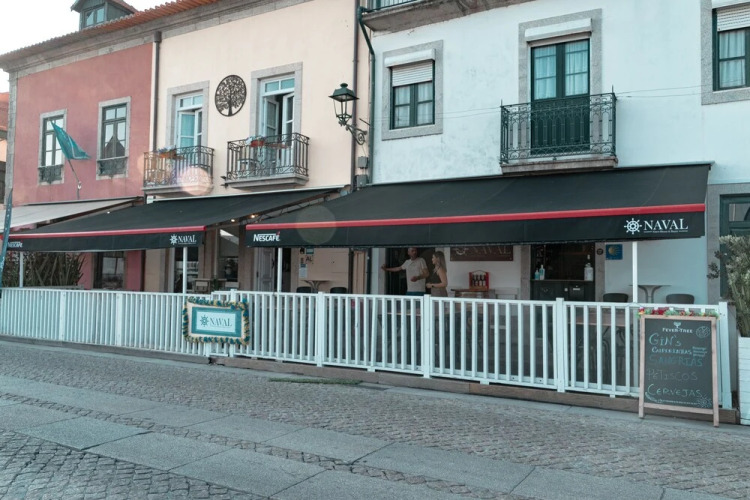 Naval Guest House & Bistrô - Azurara
