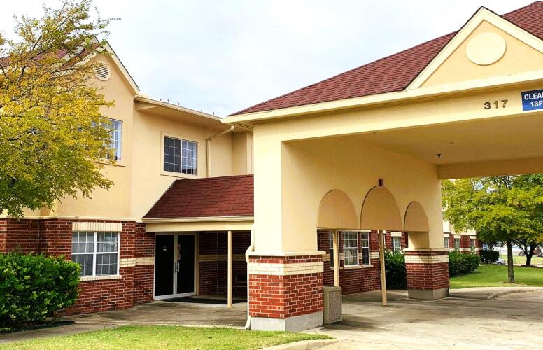 Econo Lodge Inn & Suites Mesquite - Dallas East - Sunnyvale, TX