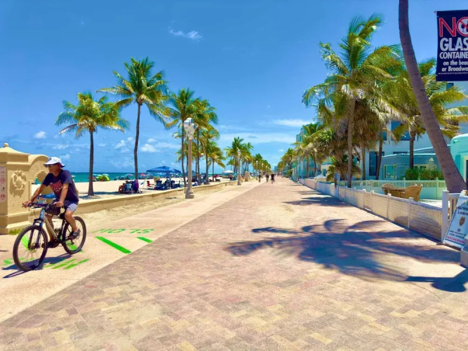 Southwinds 8 For 2 Steps To Beach Boardwalk - Hollywood, FL