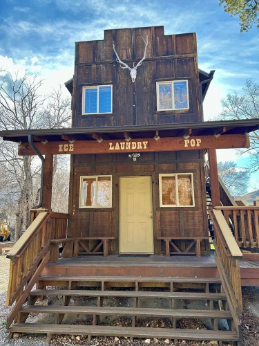 Moore's Old Pine Inn - Utah