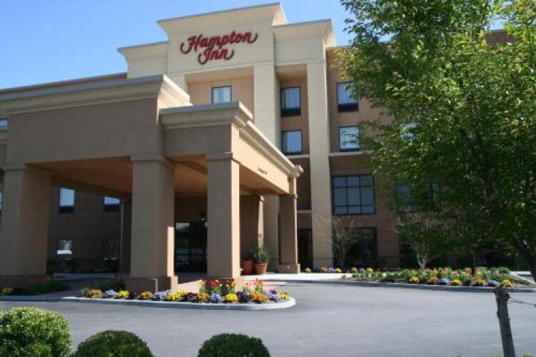 Hampton Inn Garden City - Oyster Bay, NY