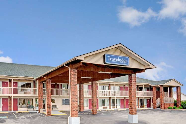 Travelodge By Wyndham Sellersburg / Louisville North - New Albany, IN