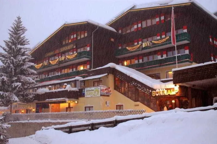 Glemm By Avenida Superior Hotel & Residences - Saalbach-Hinterglemm