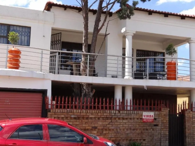 Flossie’s Bed And Breakfast - Soweto
