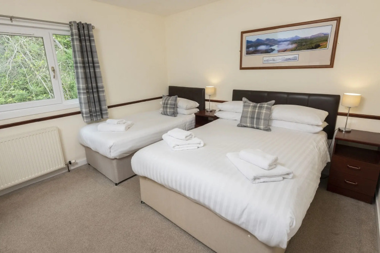 Loch Ness Clansman Hotel - Loch Ness