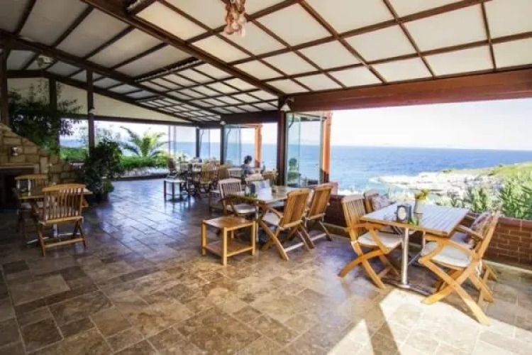 Nergis Hotel - Karaburun