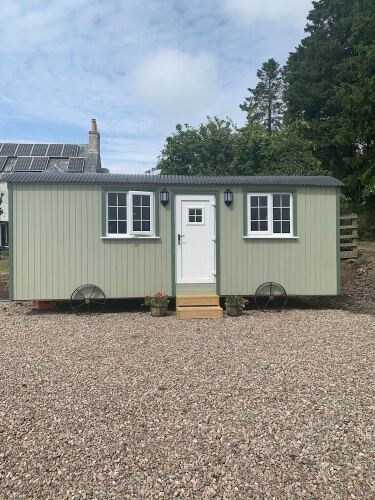 Remarkable Shepherds Hut In A Beautiful Location - Perth