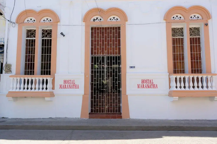 Hostal Maranatha - Hostel - Santa Marta