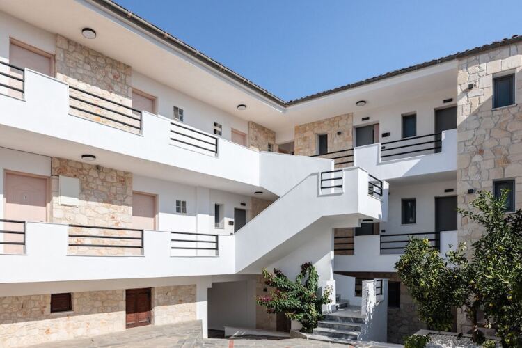 Amalthia Luxury Suites - Halkidiki