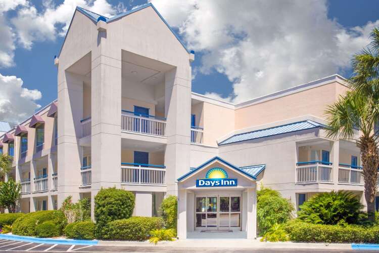 Days Inn By Wyndham Hilton Head - Tybee Island, GA