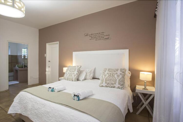 Caza Beach Guesthouse - Durban North
