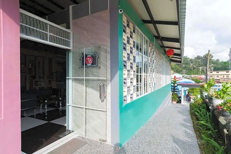 Hotel 78 Parapat Mitra Reddoorz - North Sumatra
