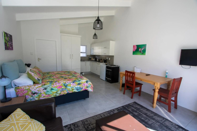 Pine Park Garden Cottages - Johannesburg