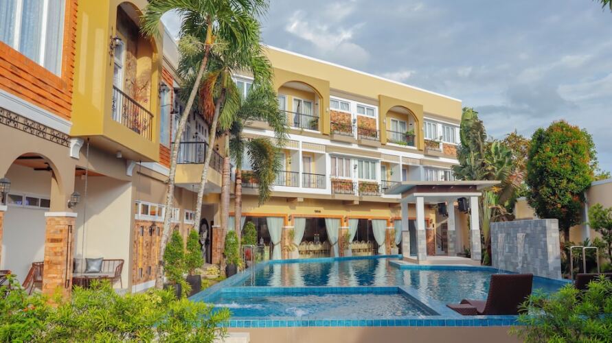 Ragazzi Resort Hotel - Naga