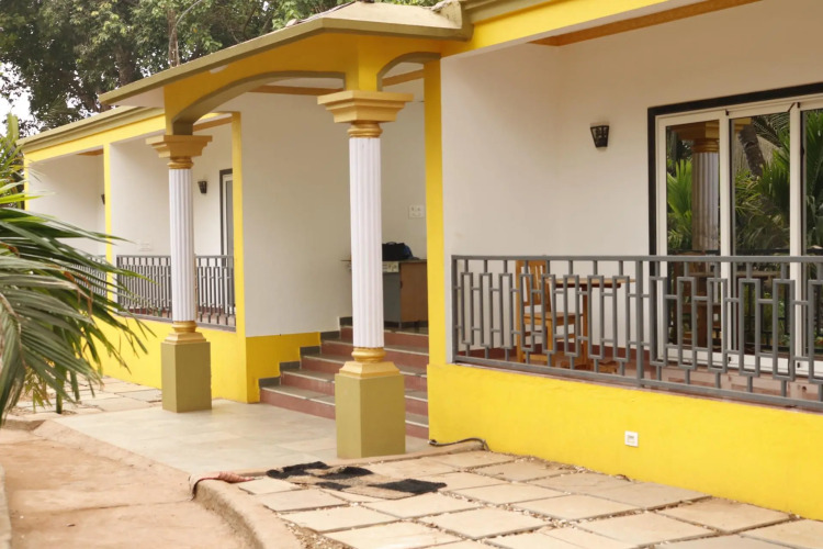 Lavish Exotic Hotel And Apartment - Goa