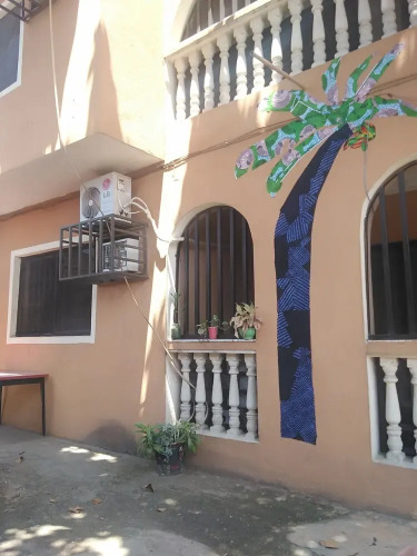 Room In House - The Village Apartments, Gbagada - Lagos