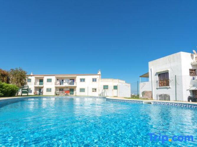 Bnb Homes Large Fully Equipped Apartment With 2 Bedrooms, Swimming Pool & Patio - Albufeira